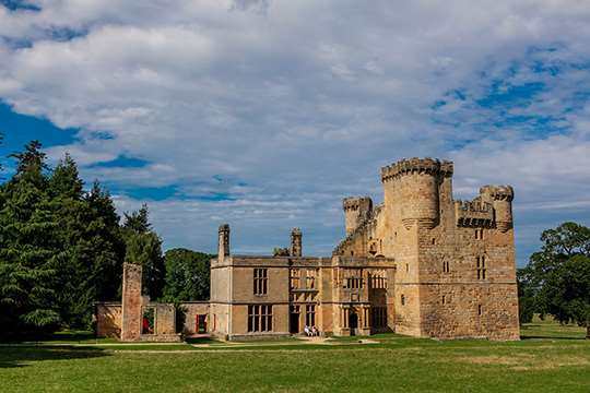 Belsay Hall Castle and Gardens - Where to go With Kids