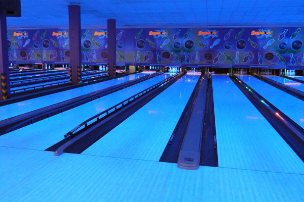Glengormley Sportsbowl - Where To Go With Kids - County Antrim
