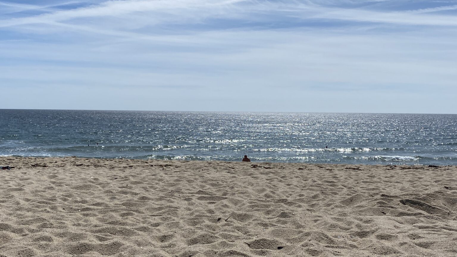 Carlyon Bay Beach - Where To Go With Kids - Cornwall