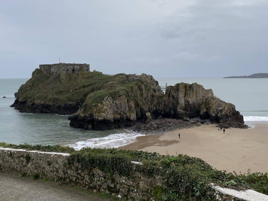 Tenby Castle Beach - Where To Go With Kids